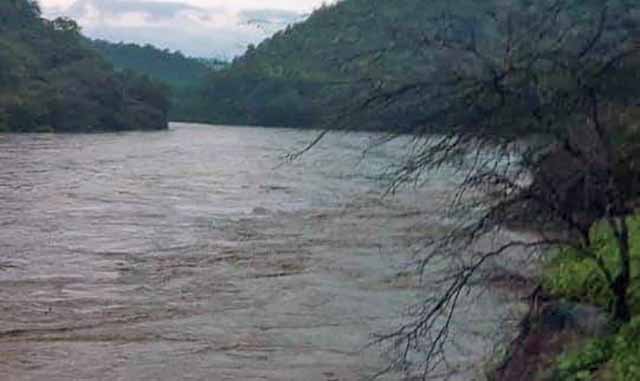 Río Tumbes se encuentra en alerta roja por incremento de caudal